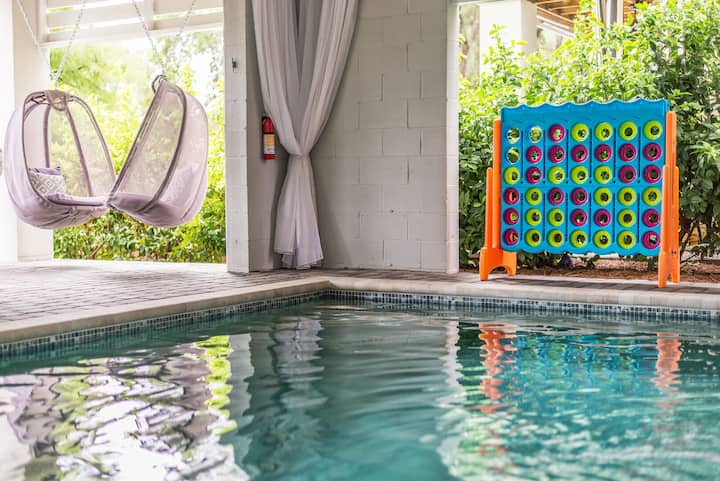 (27) Boutique, Saltwater Pool, Babygear, Beachgear - Hilton Head Island, SC