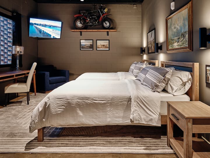 Classified Moto - The Minibike Room - Richmond, VA