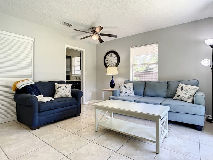Fully Equipped 2br Home In Deltona Fl - Deltona, FL
