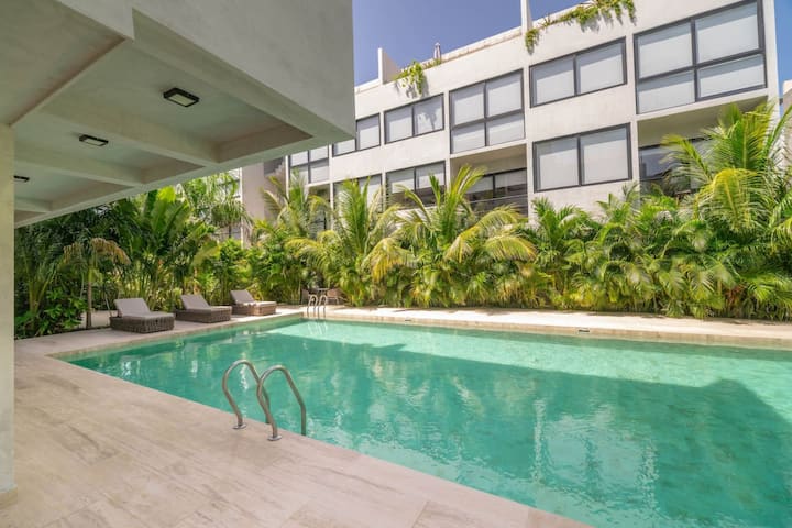 1 Bd Suite W/ Pool, Balcony In Trendy La Veleta - Tulum