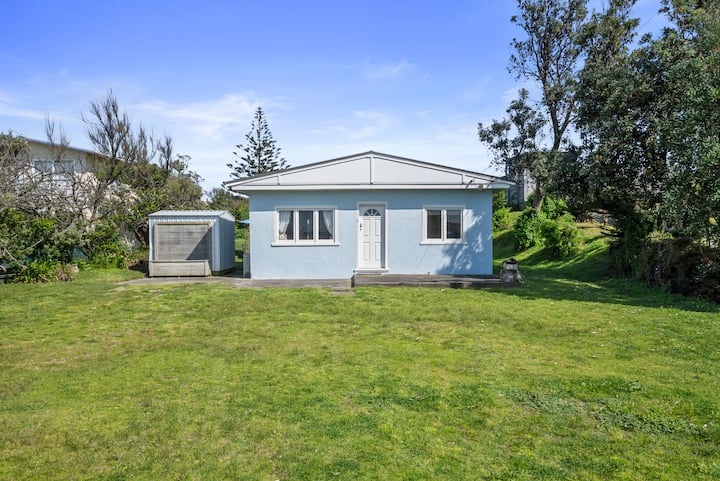 Foxton Breeze - Foxton Beach Holiday Home - Foxton Beach