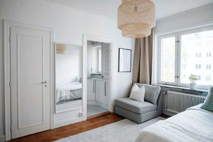 Gorgeous Studio In The Heart Of Kungsholmen - Stoccolma