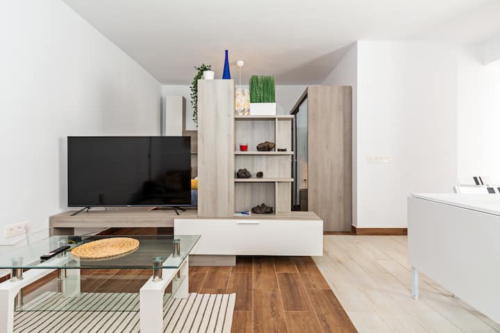 Arrecife Modern House - Renovated & Cozy - Arrecife