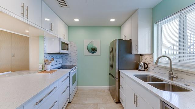 Panoramablick auf den Golf, 2 Schlafzimmer, 2 Badezimmer am Siesta Key ...