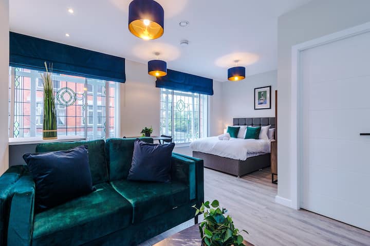 Bright & Spacious Studio | Elysée Suites Southport - Southport Pleasureland