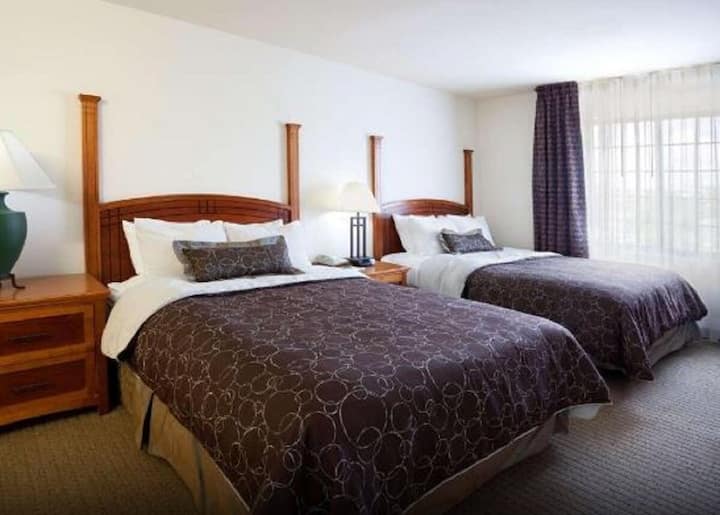 Relax At 4 Comfortable Suites W/ Movie Library - Fort Worth, TX