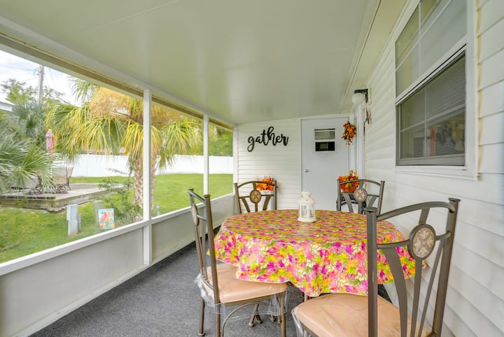 Lakeland Cottage W/ Pool Access + Screened Porch! - Lakeland, FL