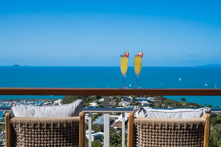 The Lighthouse - Airlie Beach