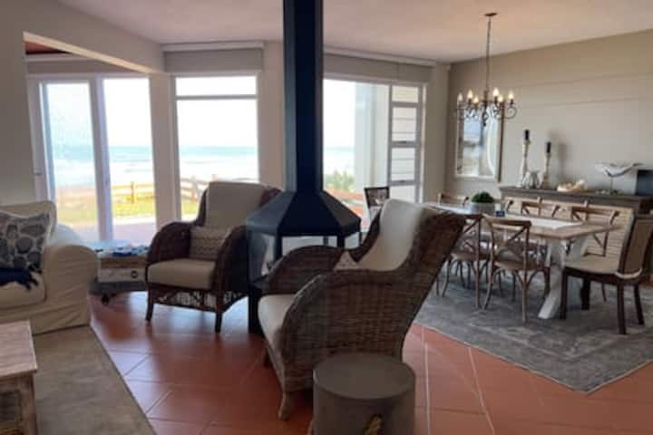 Pebble View Seaside Condo - Namibia
