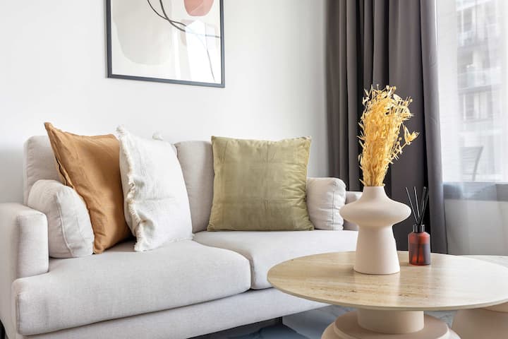 Silkhaus Chic 1bdr In Oasis Tower | Masdar City - Abu Dhabi