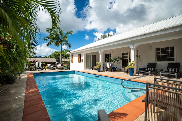 Idyllic Tropical Retreat - Antigua and Barbuda
