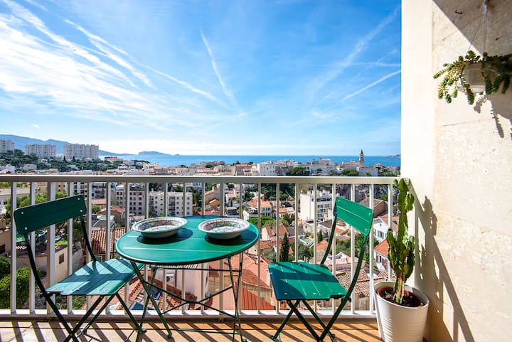 Lumineux Appartement Avec Une Vue Mer - Marseille