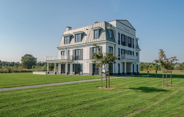 Cozy Apartment In Kamperland - De Banjaard