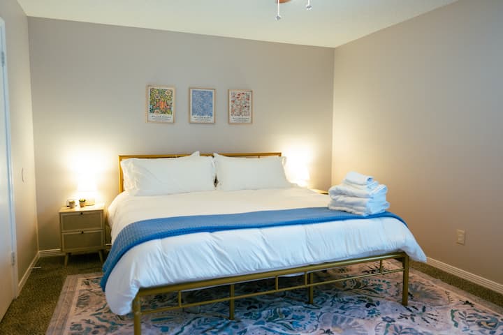 Relaxing 2br Stay | Pets Welcome - Mobile, AL