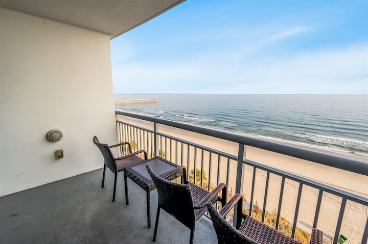 7th Floor! Modern Building, Direct Oceanfront View - Myrtle Beach