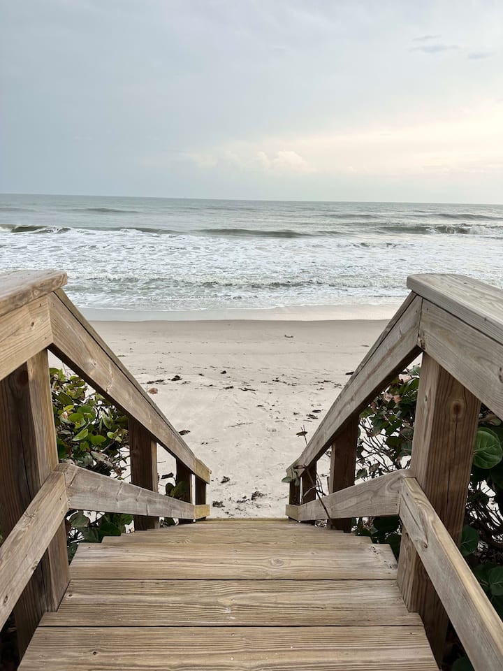 Gorgeous  8b/7ba Melbournebeach W Pool Dock &Beach - Melbourne Beach, FL