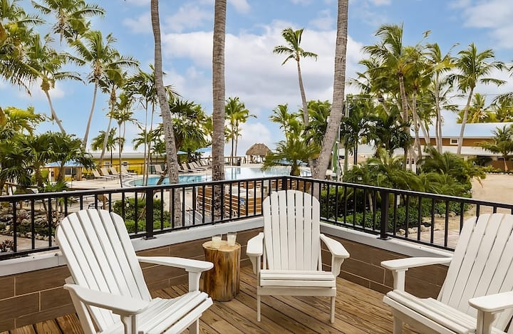 Best Place To Unwind With Outdoor Swimming Pool - Islamorada, FL