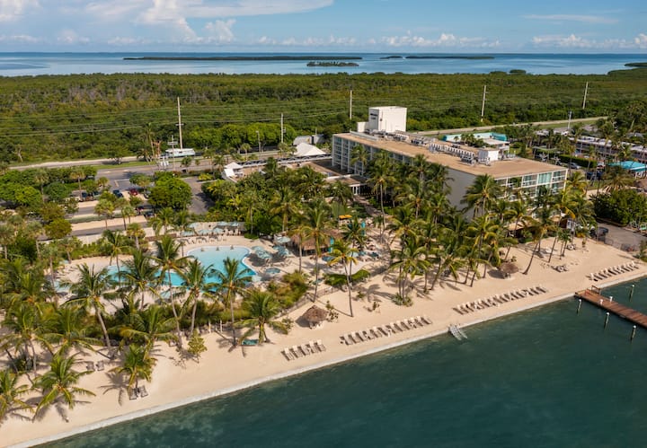 Short Distance From The Well Known Sites! Pool - Islamorada, FL