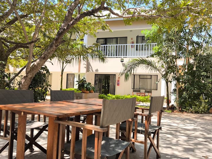 3 Suites In Lodge For 6 Guests - Victoria Falls