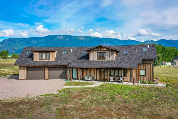 Glacier Homestead Estates - Sweeping Mountain View - Montana