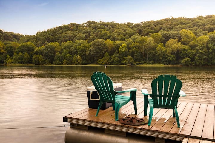 Camp Patowmack - Riverfront, Hot Tub, And Sauna! - Harpers Ferry, WV