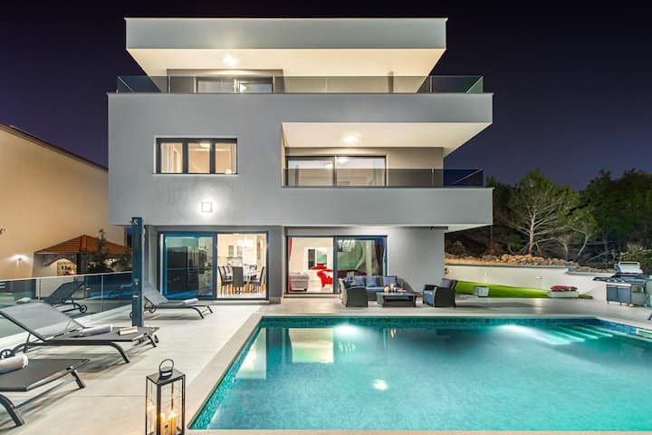 Ferienhaus Für 9 Personen Und 1 Kind In Sibenik,. - Šibenik