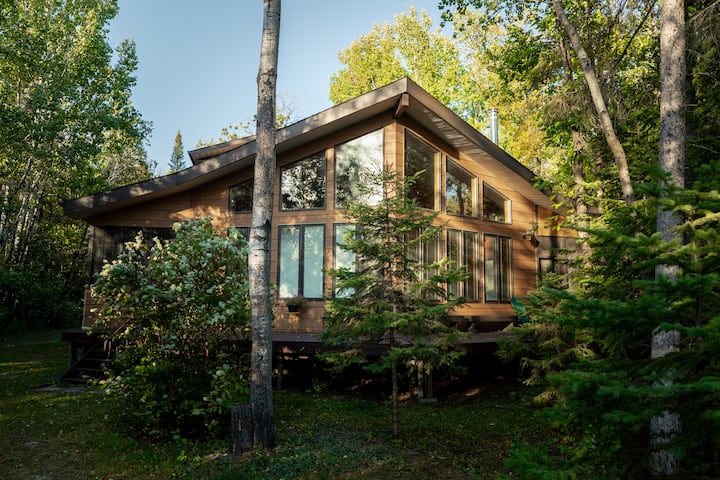 Stunning 4br Waterfront Sauna Cabin Victoria Beach - Manitoba