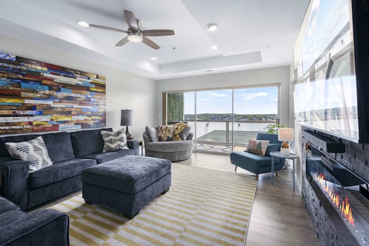 Emerald Bay Oasis – Sleeps 6! - Lake Ozark, MO