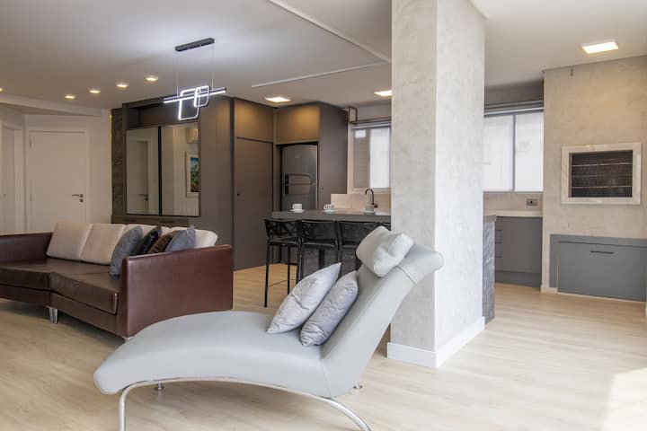 Ema31 - 3 Dorm, Moderno, Churrasqueira, 2 Garagens - Balneario Camboriú