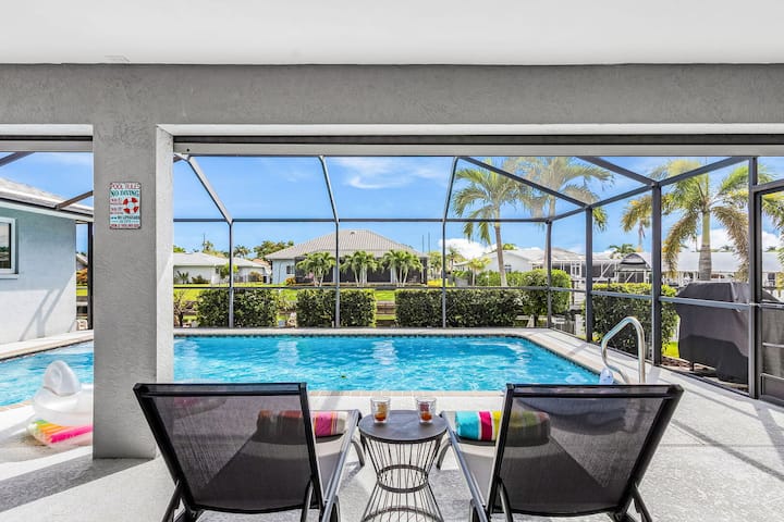 Private Pool And Canal View- Villa Red Coral - Cape Coral, FL