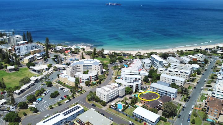 Coastal Comfort – Relaxing Kings Beach Retreat - Caloundra