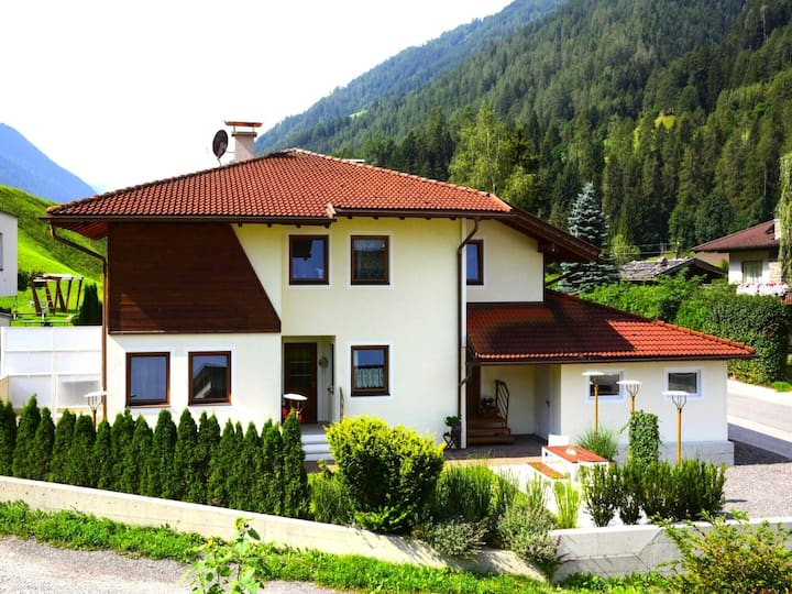 Maison De Vacances à Fulpmes Avec Jardin - Fulpmes