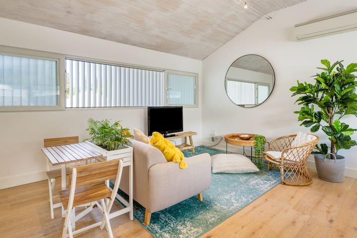 Sunkissed Studio In Cottesloe! - Cottesloe