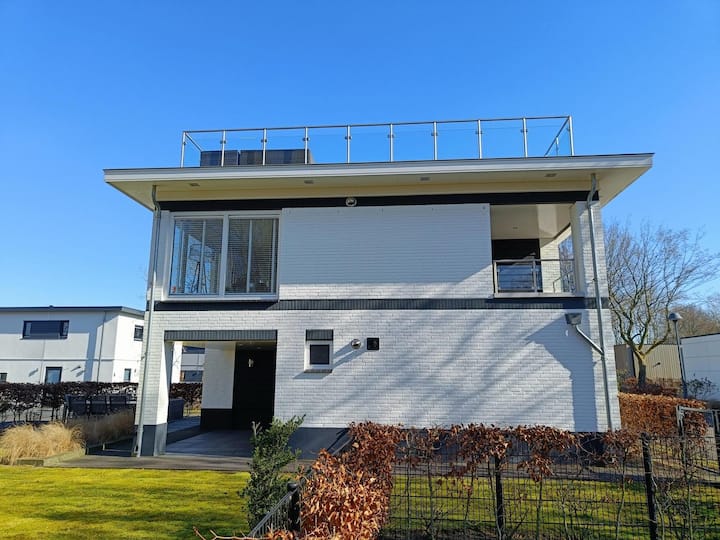 Cube Magnifique 8 | Europarcs Bad Hoophuizen - Nunspeet