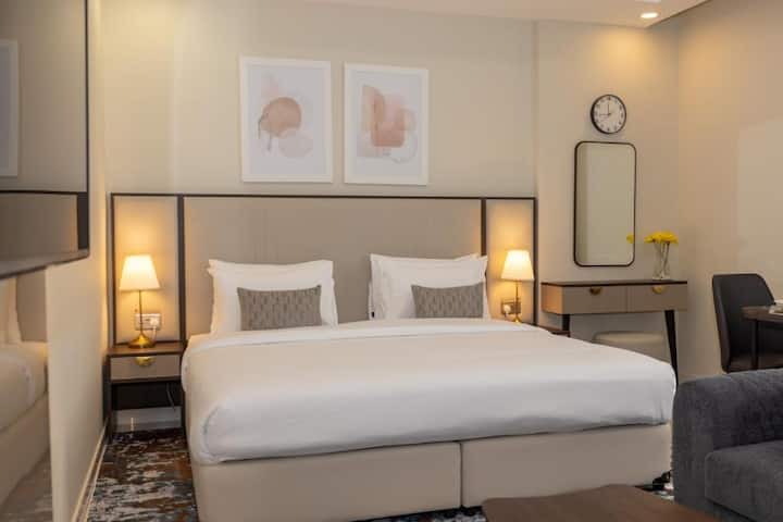 Superior Studio Room Near Century Mall - Fujairah