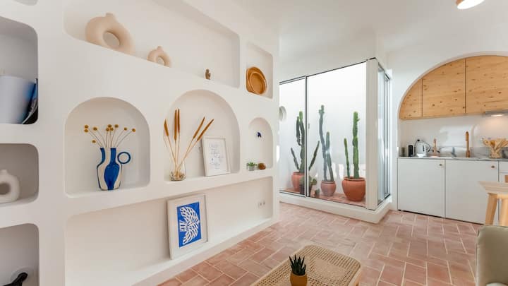 Stylish Slow Living 1 Bdr House By Lovelystay - Vila do Bispo