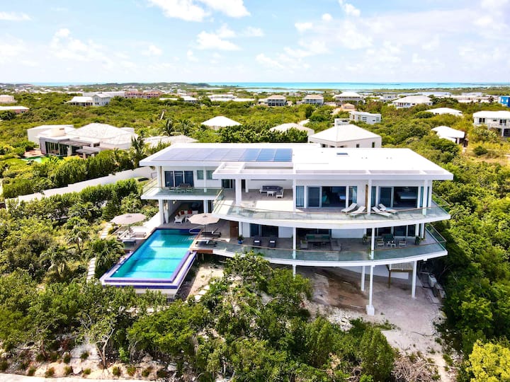 Villa Skyline 5 Bedroom Stunning Ocean View - Turks and Caicos Islands