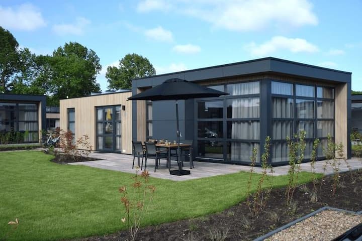 Cube Maximaal 4 | Europarcs Enkhuizer Strand - Enkhuizen