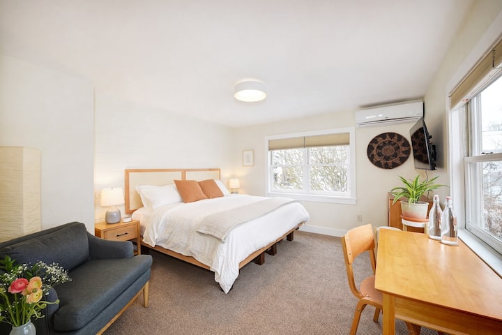 Boulder Guest House: Room 6 (Carriage House) - Boulder, CO