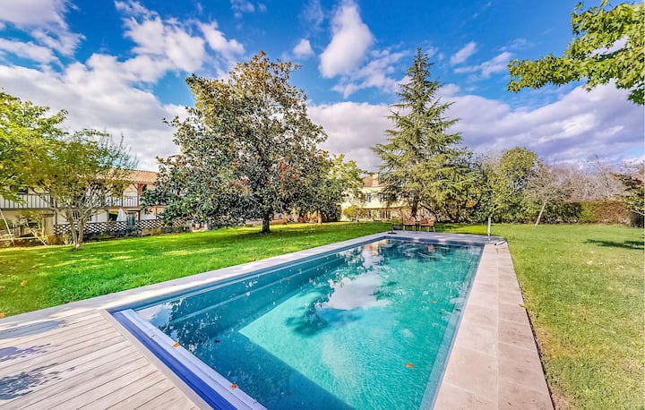 Nice Home In Montgaillard - Eugénie-les-Bains