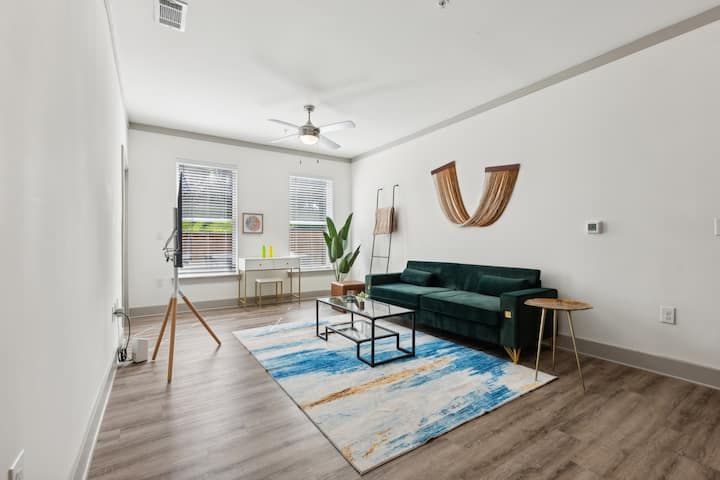 Overlook 3005 Luxe Modern Corporate 2bd Apt - Oak Ridge, TN