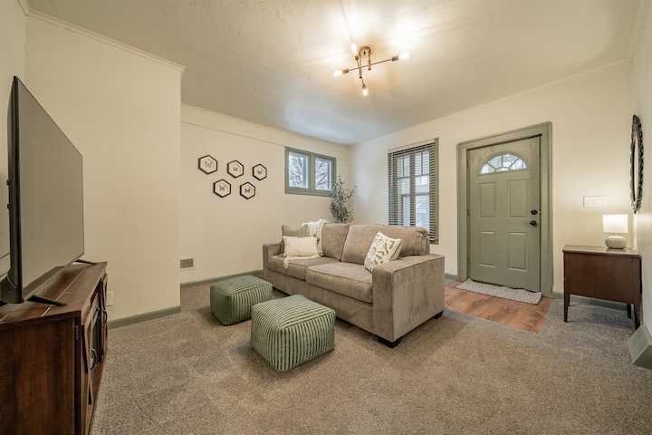 Peaceful 1br Getaway W/ Backyard - Appleton, WI