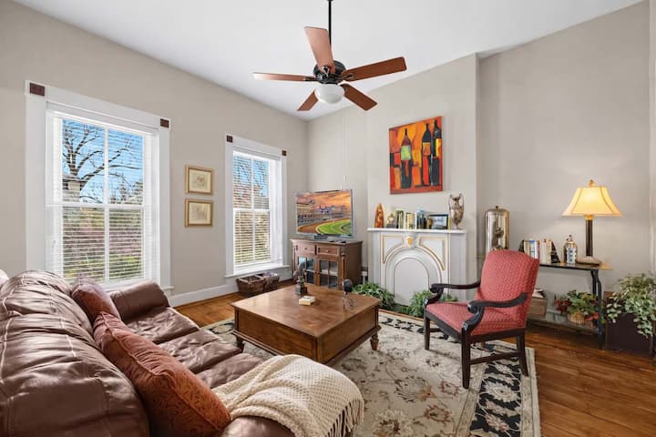 Historic Home Near Churchill Downs And Attractions - Louisville, KY