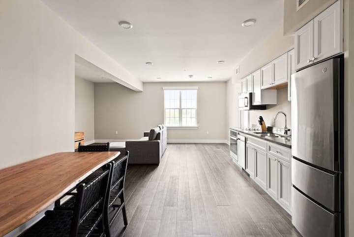 Cozy 2br Hideaway In Historic New Orleans - New Orleans, LA