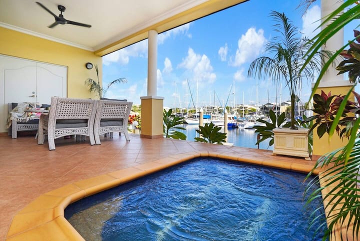 Villa Utopia On The Marina | 3 Bed, 3 Bath - Darwin