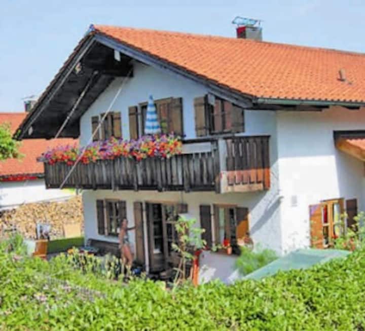 Ferienwohnung In Ruhige Lage Mit Balkon, 60 M² - Prien am Chiemsee