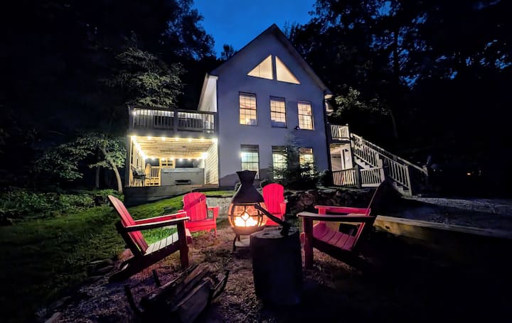 Updated! Hot Tub - Games - Firepits - Sleeps 14 - Wintergreen, VA