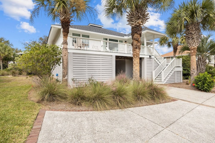 Adorable Beach Home! Community Pool & Tennis! - Mount Pleasant, SC