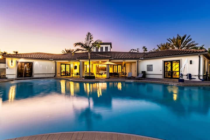 Fort Myers 2br Condo | Pool + Bbq + Gym - Estero, FL