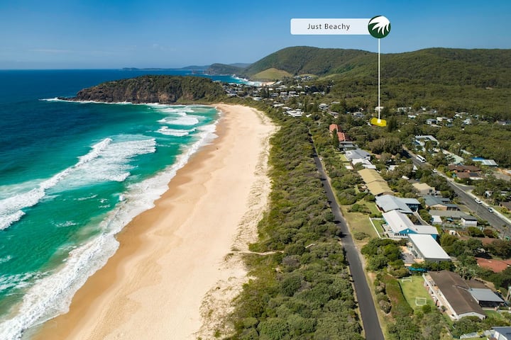 Just Beachy - Boomerang Beach